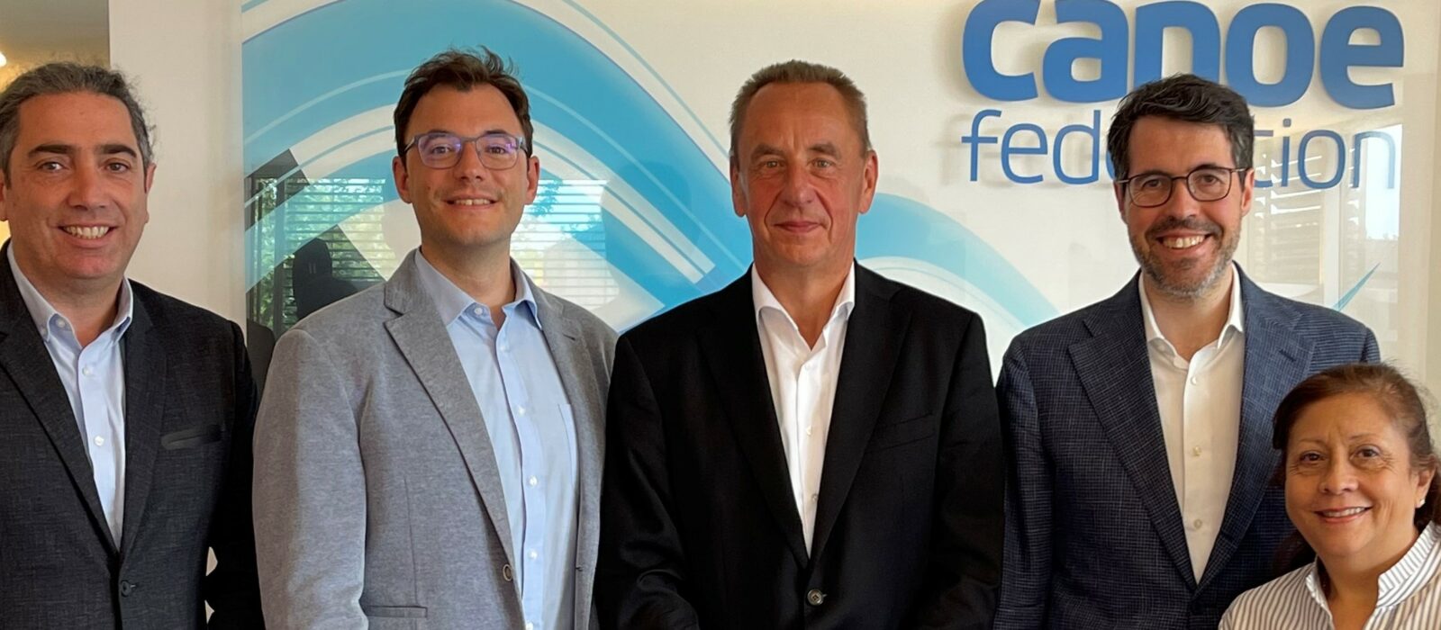 La Federació Internacional de Piragüisme confia el seu pla estratègic ...